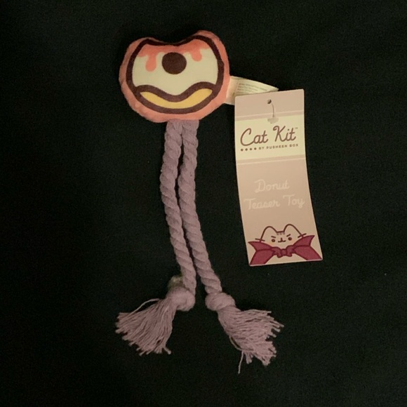 Pusheen | Cat | Pusheen Cat Kit Vampire Donut Teaser Toy Nwt | Poshmark